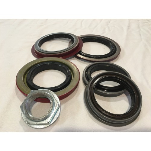 MERITOR STEER AXLE SEAL KIT | Above All Chassis