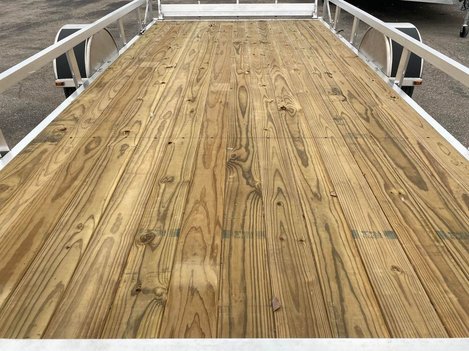 Utility Trailers | S&B Trailer