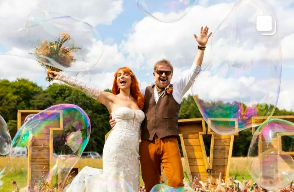 WEDDINGS | Ruby Flames Ents