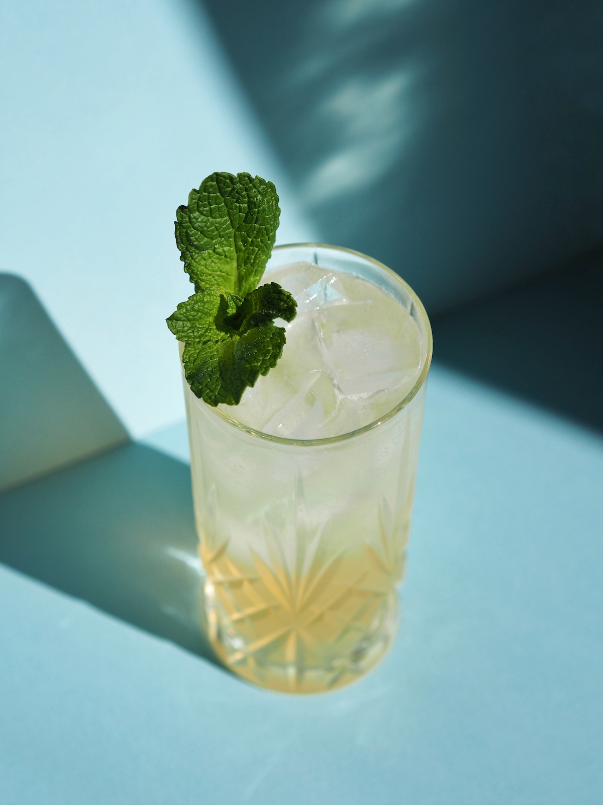 How To Make A Poolside Punch Cocktail