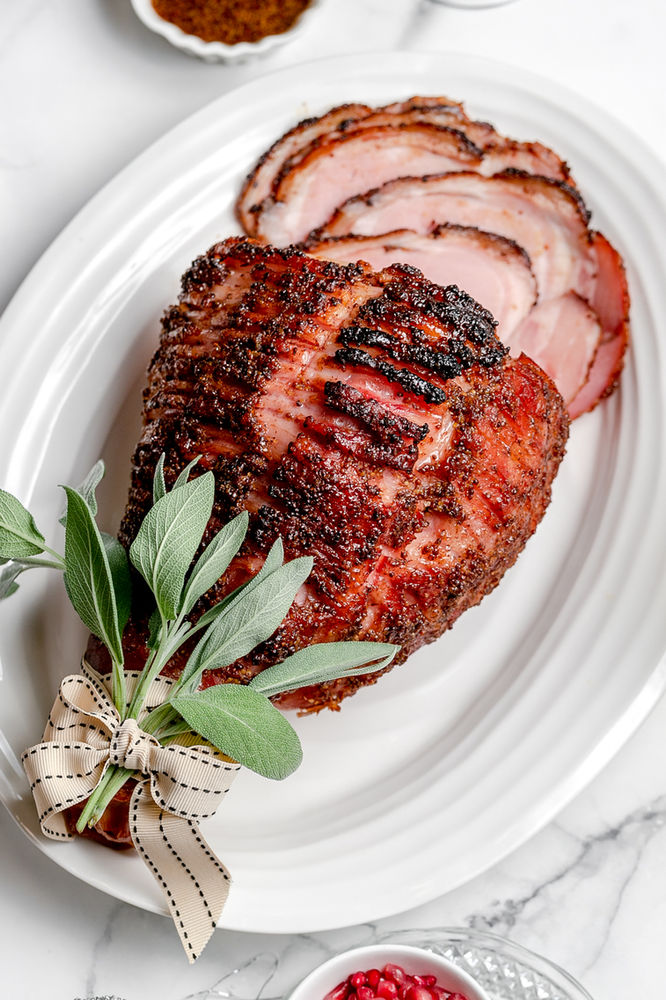 Easy and Delicious Christmas Ham