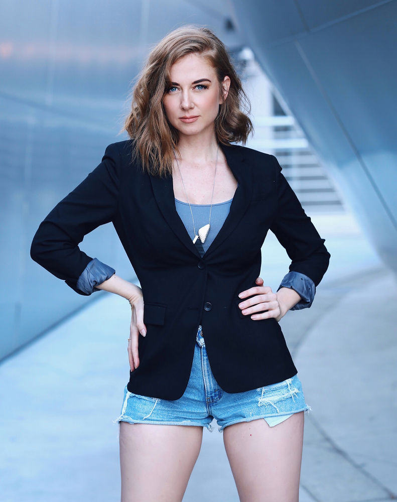 Inessa Chimato (Model & Explorer)