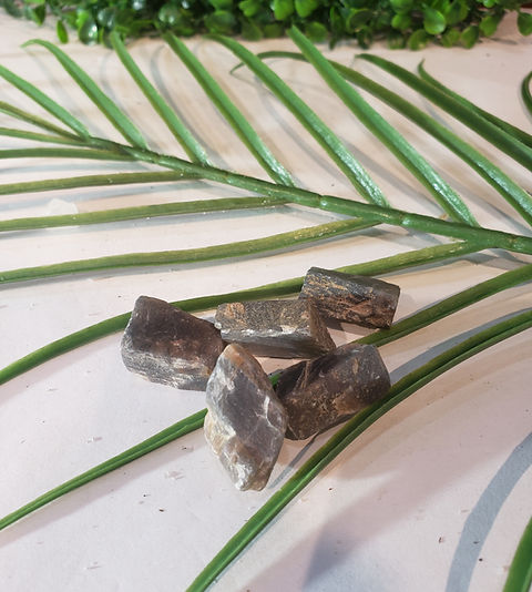 black moonstone rough