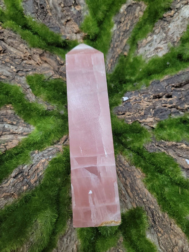 Red Calcite Tower Obelisk | Rockcollage
