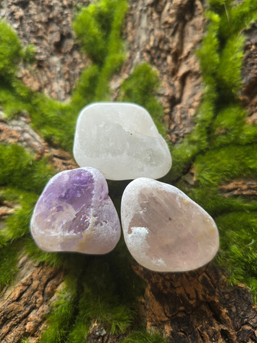 Emma Egg aka Seer Stone | Rockcollage