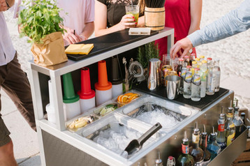 Professional mobile bars and bar stations 90 cm | Station Deus ...