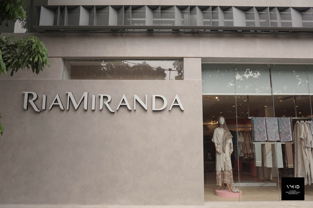 Ria Miranda - Flagship Store