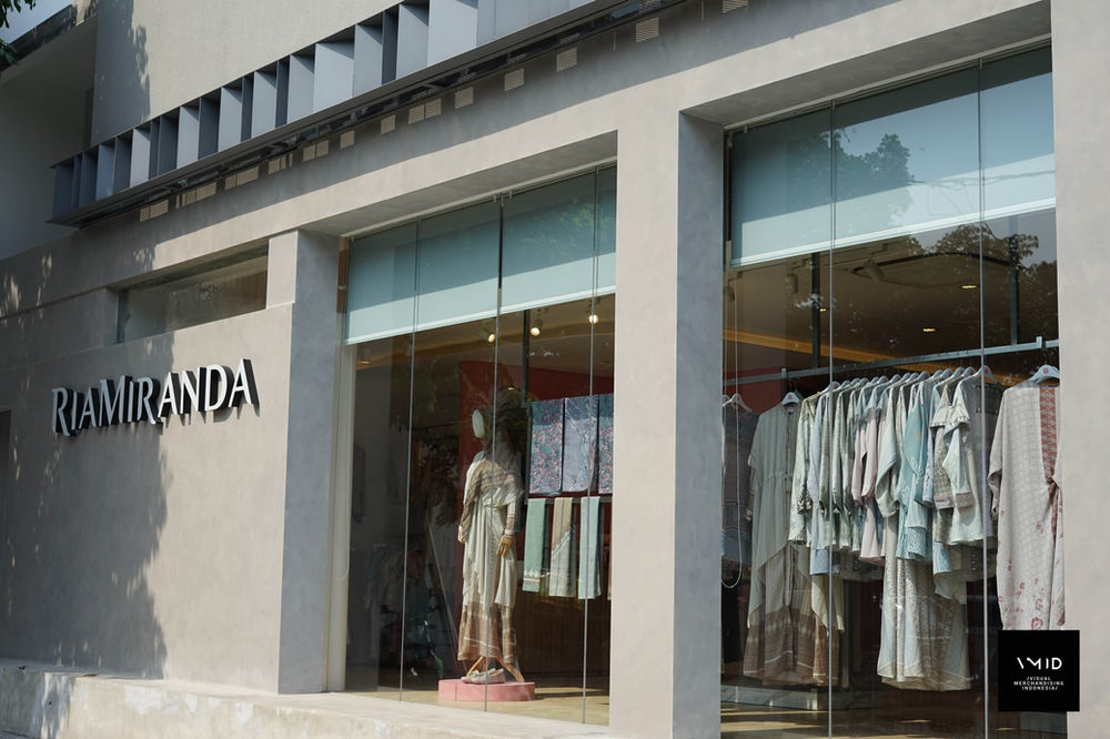 Ria Miranda - Flagship Store