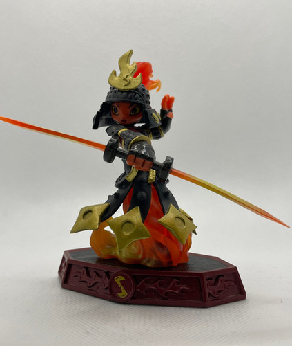 Ember (Sensei) | FlobeiyToys