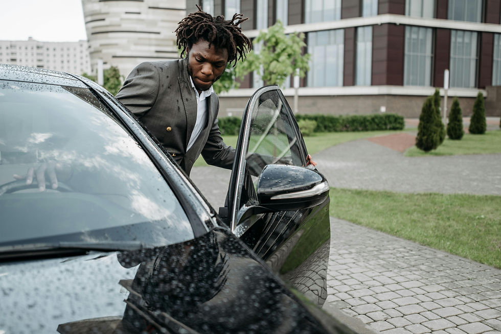 The Phrasal Verb 'Get In' Explained