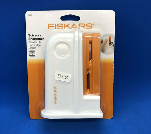 Fiskars Sharpener | Paulinespatchwork