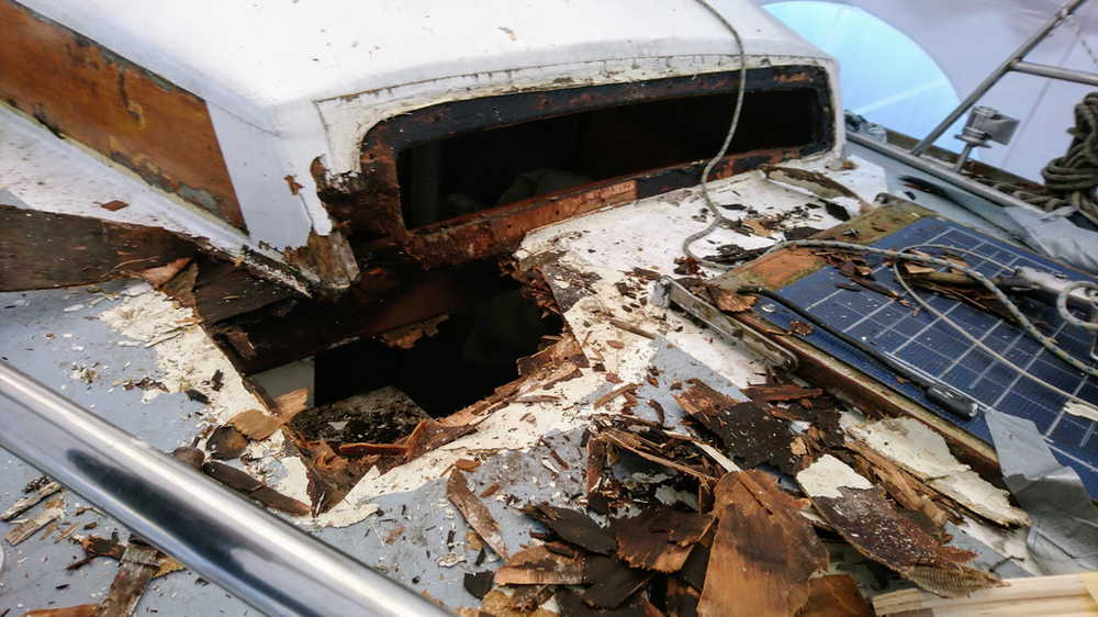 Das praktische Loch im Boot