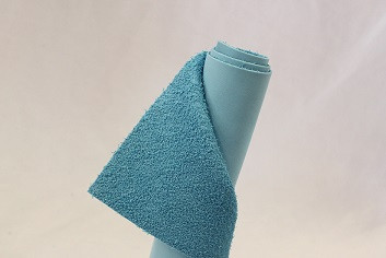 FOAMY TOALLA TAMAÑO 4 CARTAS AZUL CIELO | La Cadena