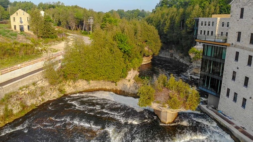 Elora Gorge: Waterfall, Camping & Tooth of Time