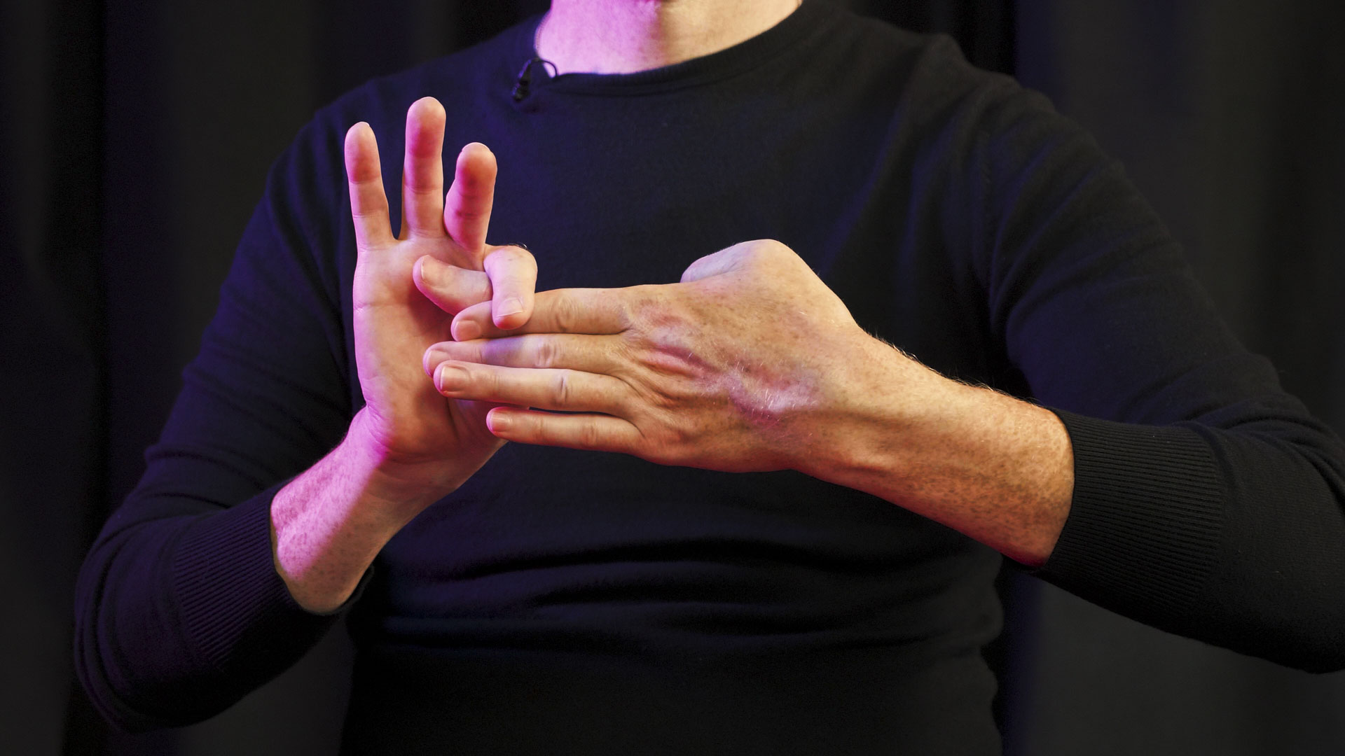 How to Remove Your Thumb Magic Trick: Classic Magic