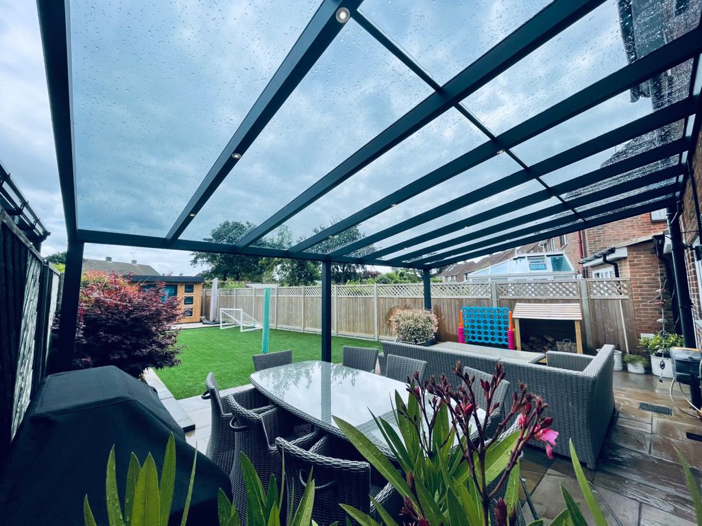Glass Veranda in Tadley | Evolve Outdoors Ltd