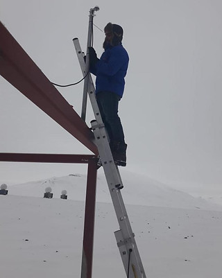 GNS Services for Satellite Communications Networks