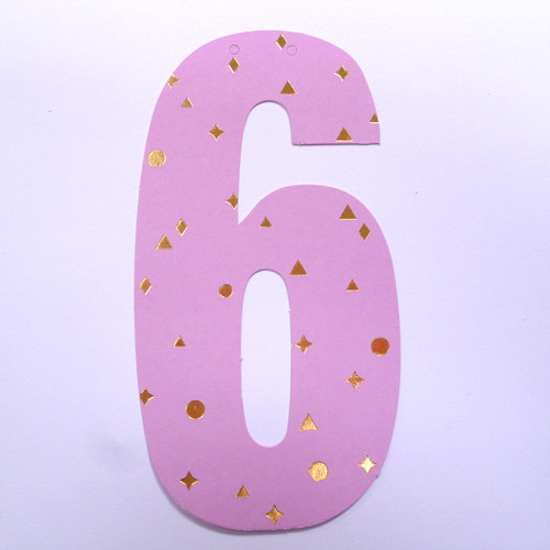 Make A Garland :: Number :: 6 | paper-and-string