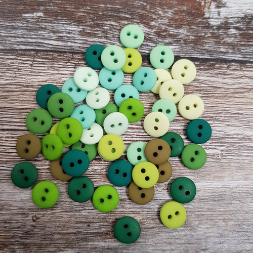8mm Teeny Tiny Buttons :: GREENS mix :: 50 buttons | paper-and-string