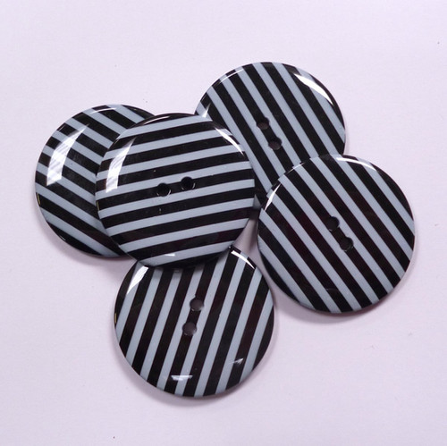 XL Stripe Button :: Black | paper-and-string
