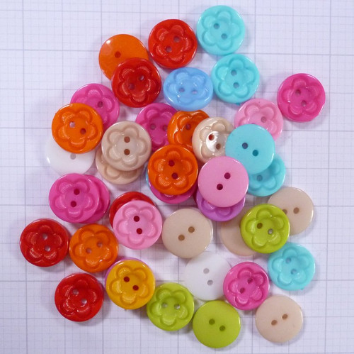 Mixed Button Bags :: Pretty Petals | paper-and-string
