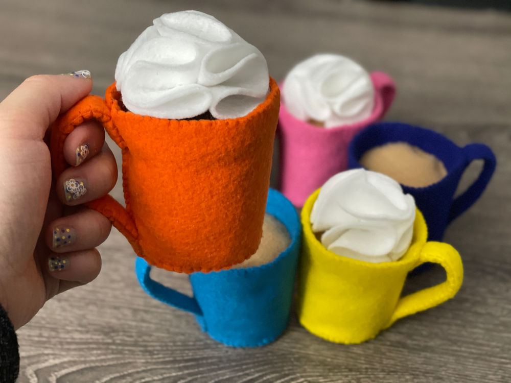 Felt Coffee Mug With Changeable Drink