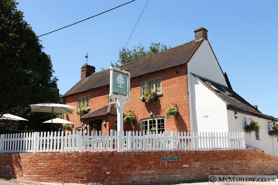 HOME | Yew Tree Frieth