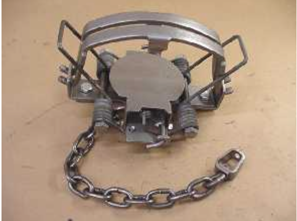 MB 650 Coyote Trap with Standard 1/4" Minnesota Brand Offset Jaws ...