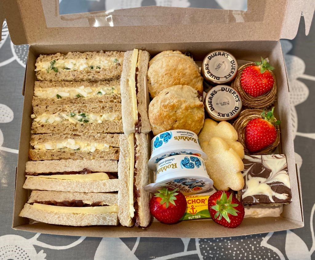 Afternoon Tea for two | Bluebell Bakery Suss