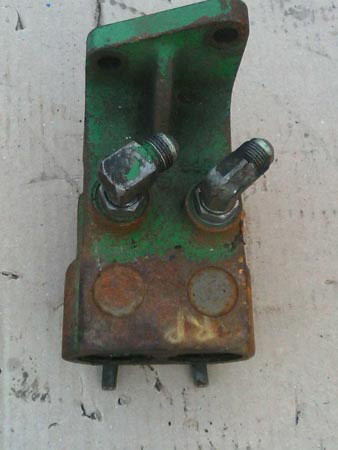 John Deere 4020 Remote Hydraulic Point | Pocock