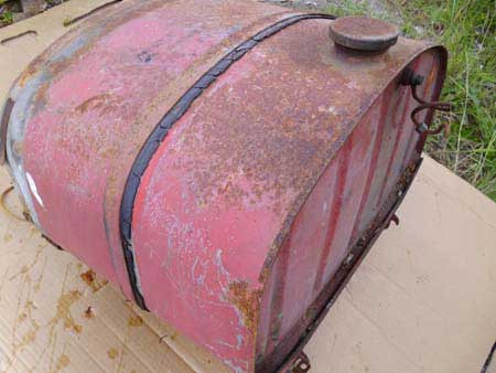 David Brown 990 Fuel Tank | Pocock