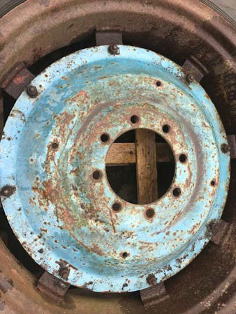 Nuffield Universal 4 Wheel Centre | Pocock