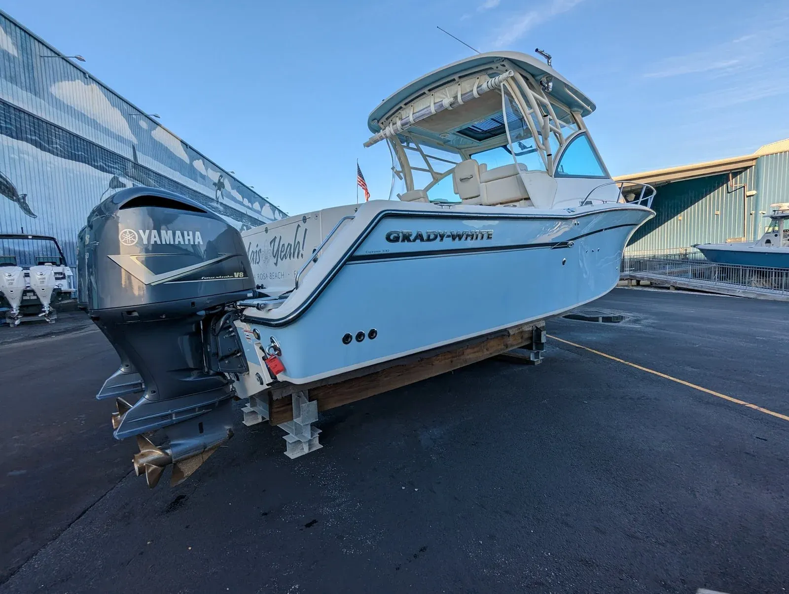 Express 330 2018 | gradywhite