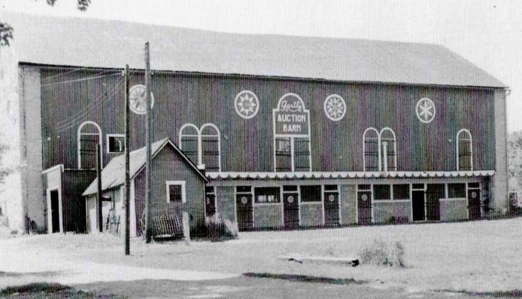 Auctions At The Barn | Amelia Jeffers