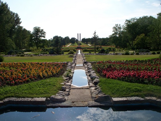 AREA ATTRACTIONS | rollacountryclub