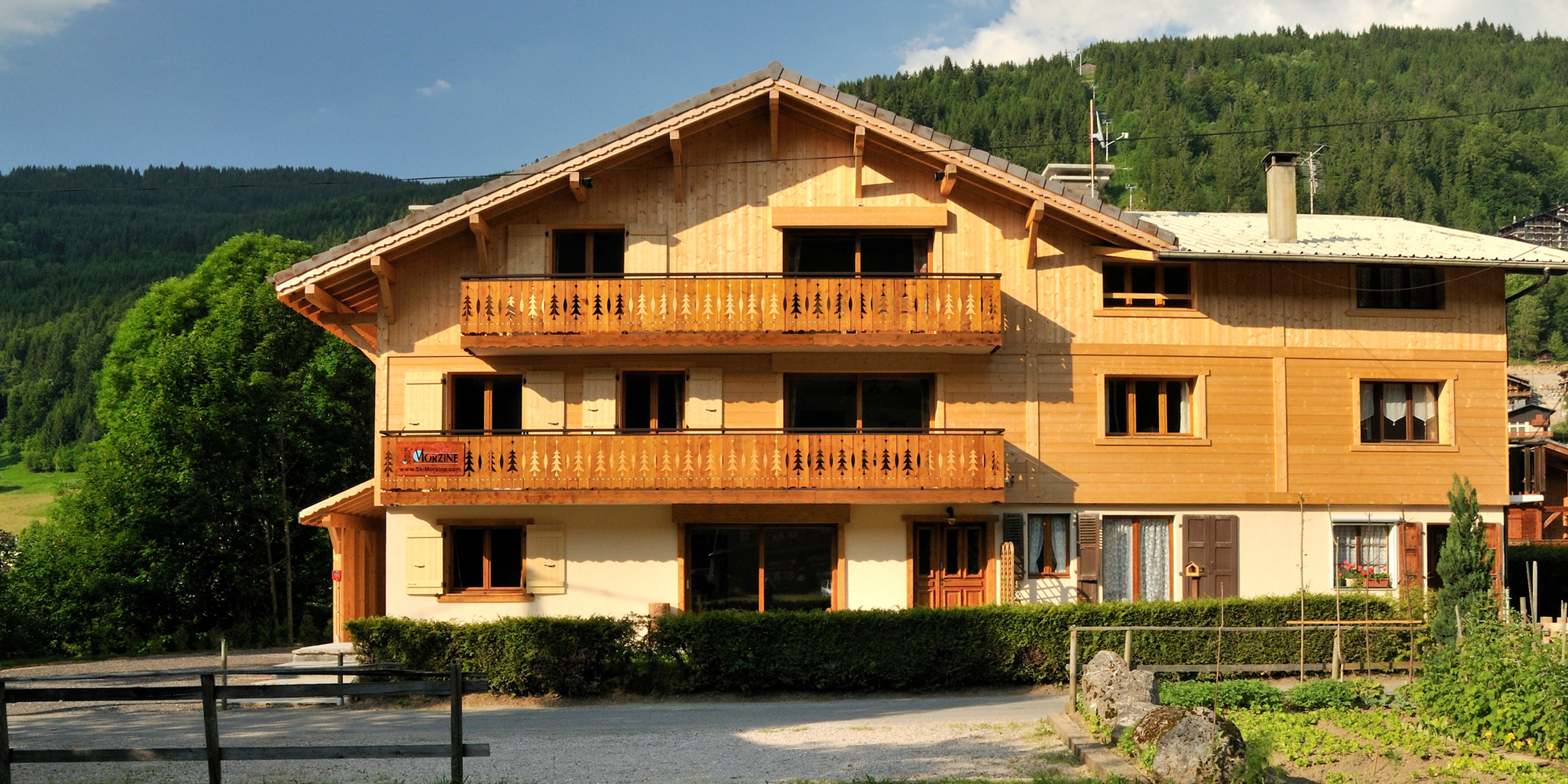 LOCATION | Chalet Savoy