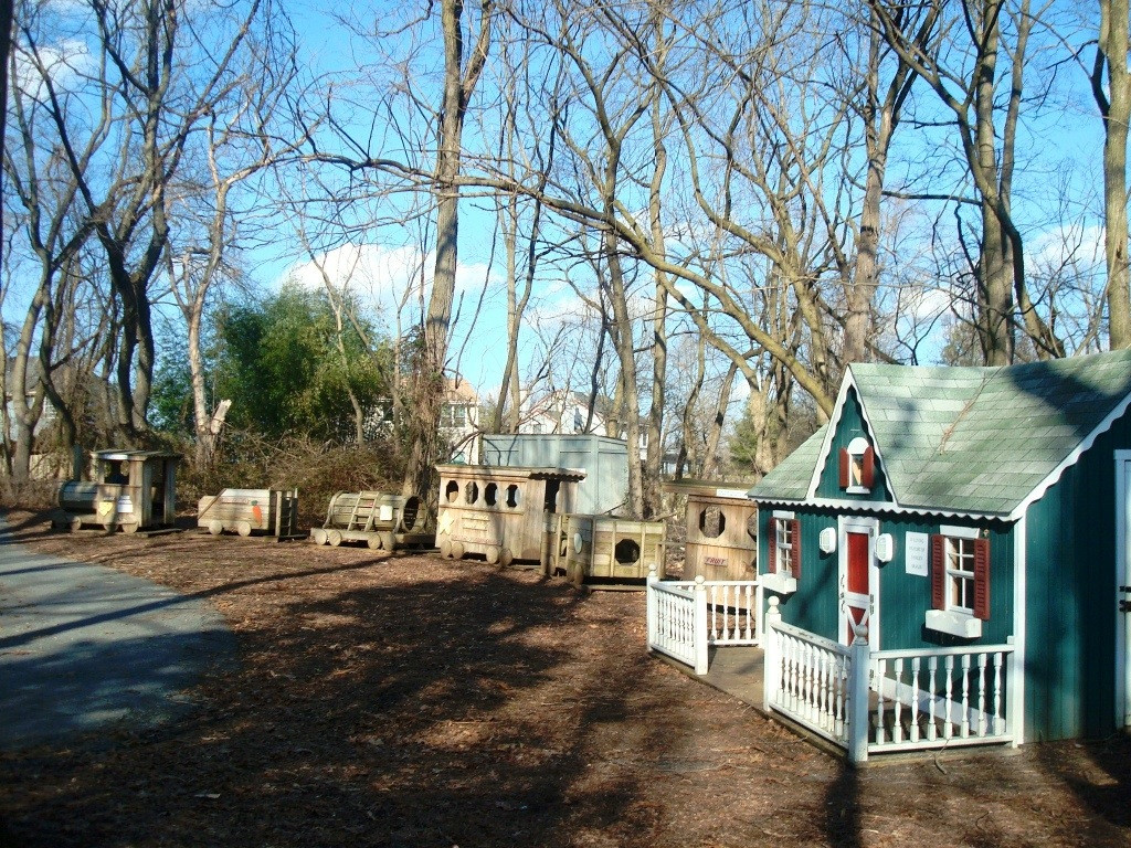 Mount Laurel Township Takes Steps to Work with Volunteers for Paws Farm