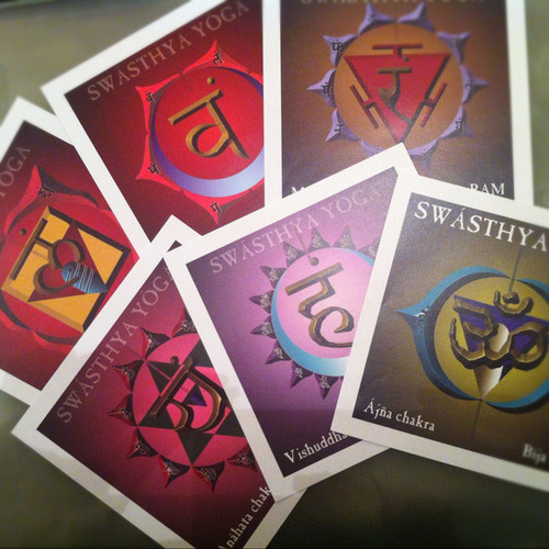Quadros dos chakras - bíjas mantra - SwáSthya Yôga | Produtos Do Método