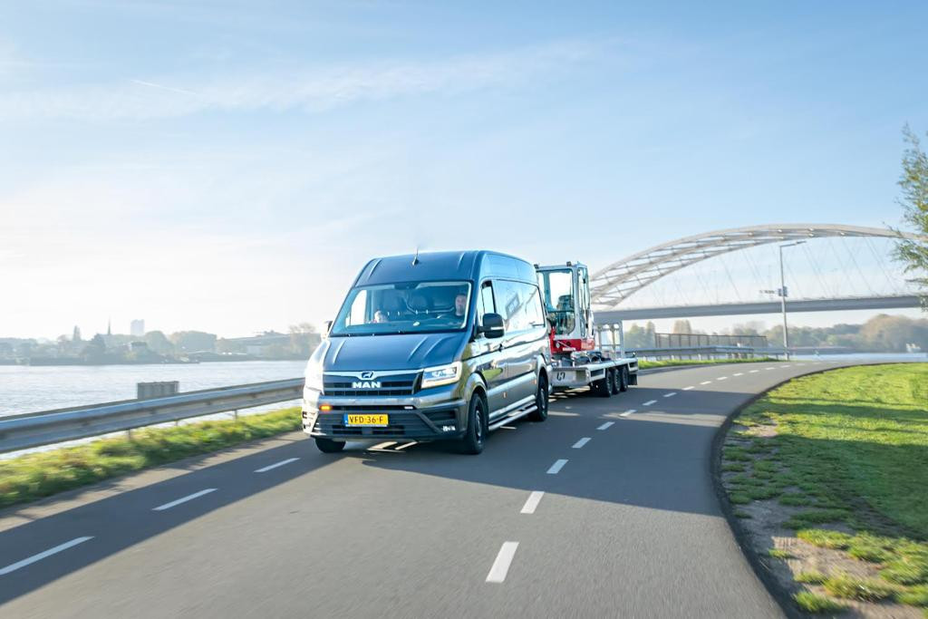 Contact | Kees Bos B V