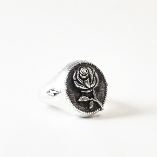 "RAMBLIN' ROSE" Signet Ring - Silver | lorgjewellery