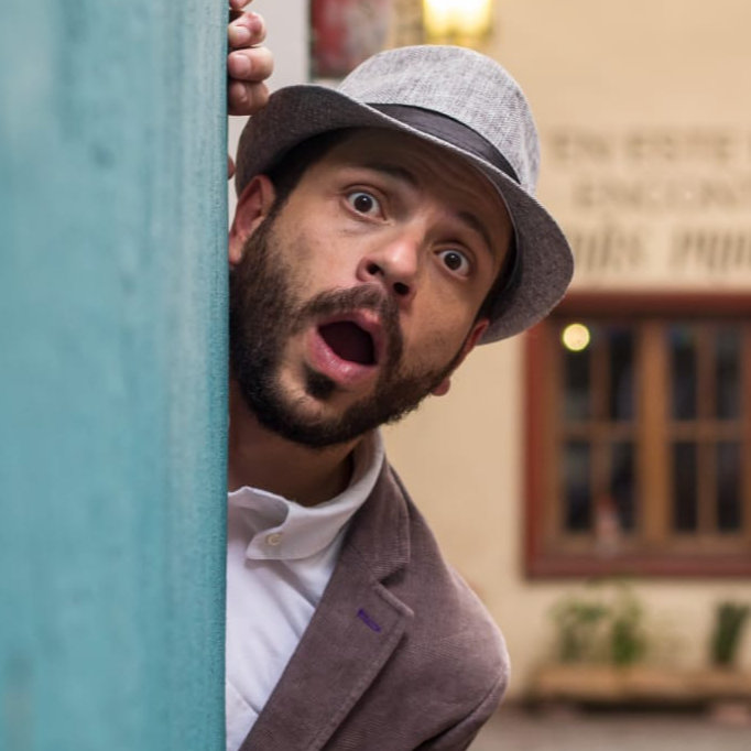 Presenta show Archie Balardi en Mexicali