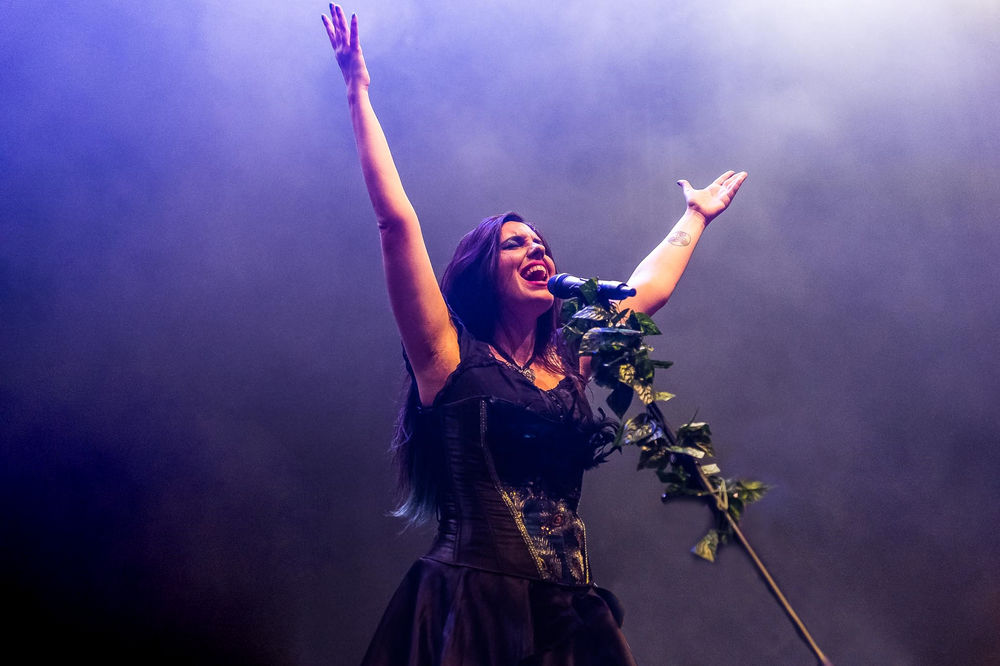 New Album Featured Artist - Singer Ida Elena