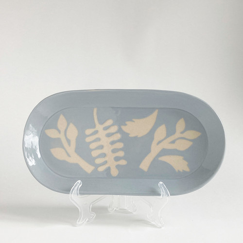 Pale blue platter with plant design | Ceramics
