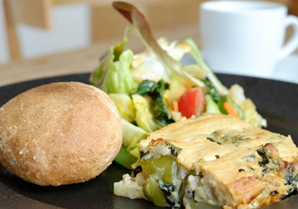 BISTRO LUNCH | revini8k