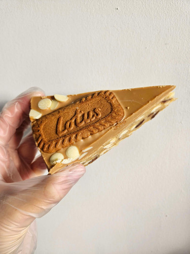 Biscoff Cookie Pizza | Makes By Megs