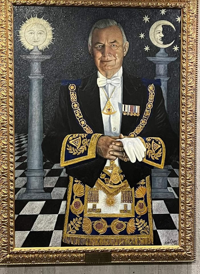 VALE MOST WORSHIPFUL BROTHER ANTHONY RAYMOND LAUER APM (Ret'd), PAST ...