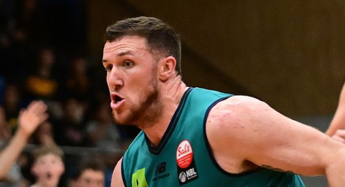 Vodanovich returns to Tuatara, Taranaki fined