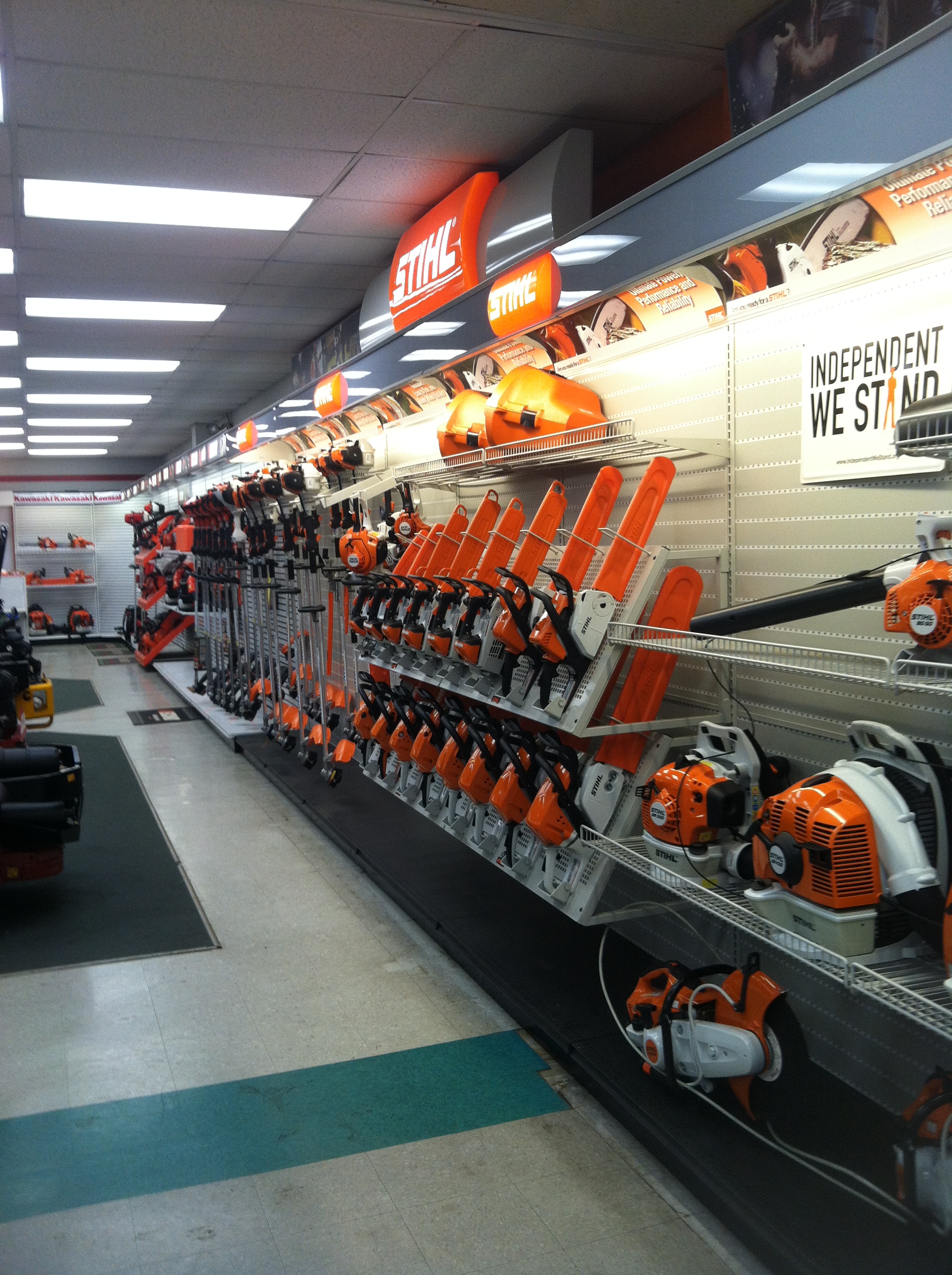 ABOUT | lawnmowers-plus