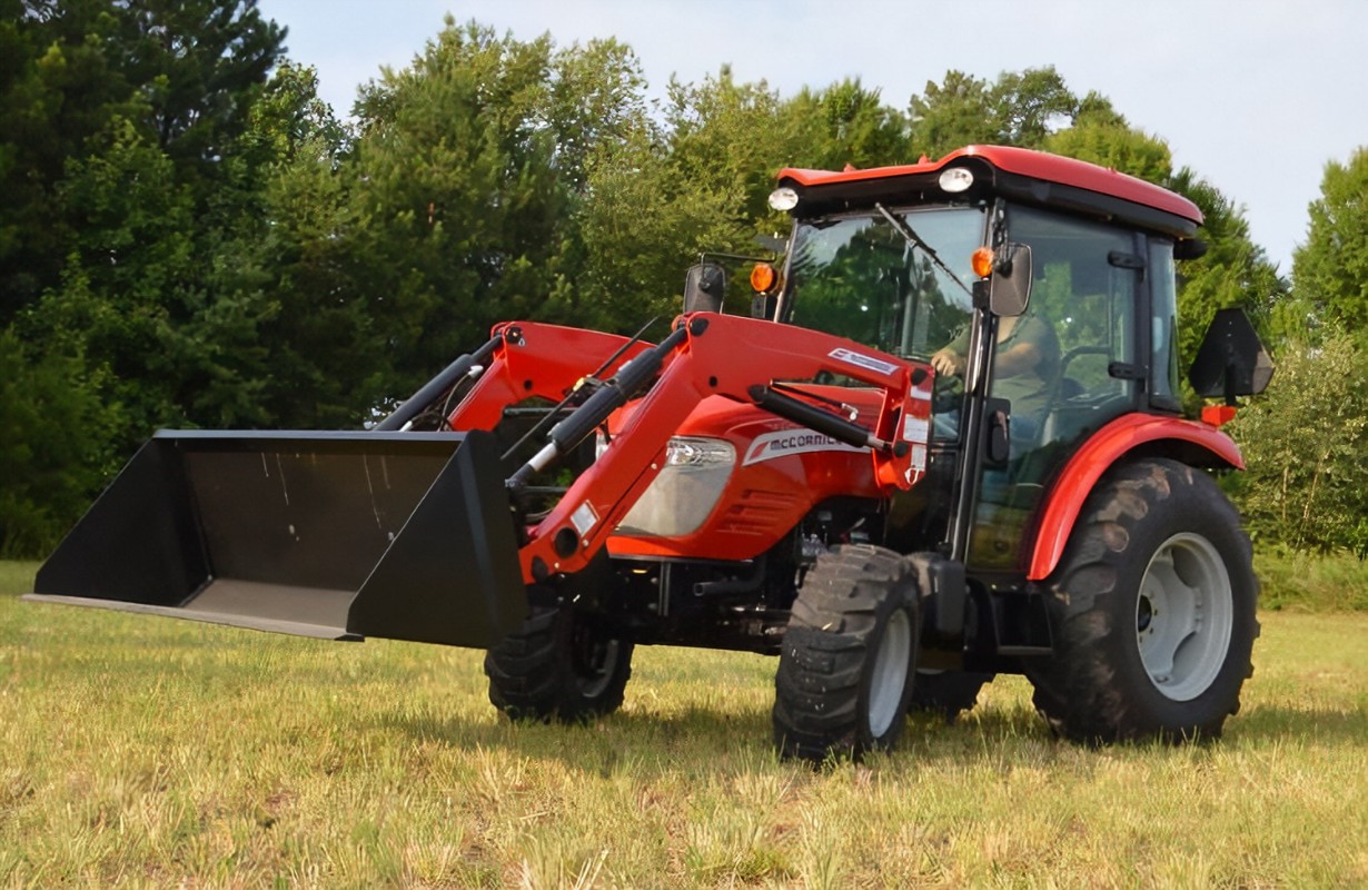 Who Makes McCormick Compact Tractors