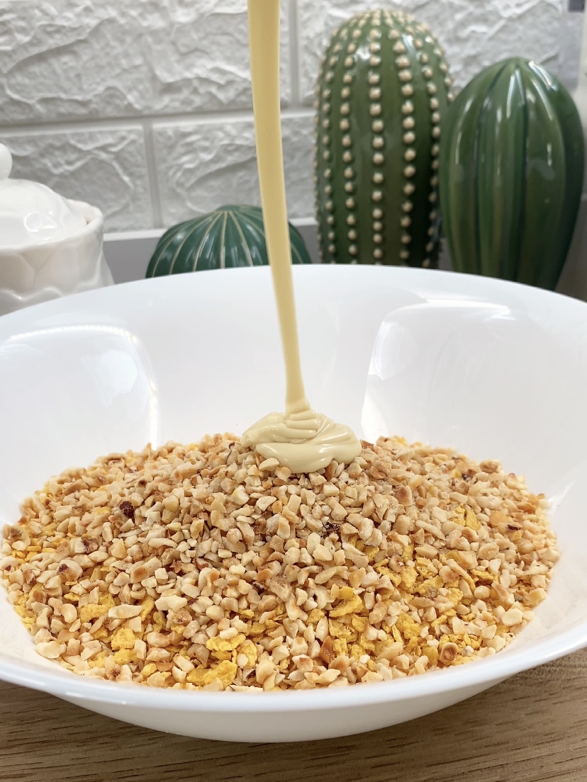 Let's make a crunchy hazelnut bar!